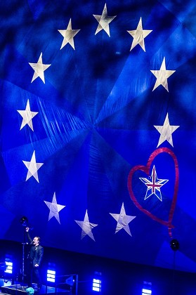 U2 Bono Performing Beneath Backdrop Eu Editorial Stock Photo - Stock ...