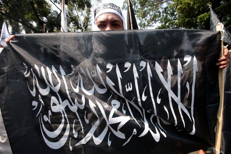 Indonesian Muslims Hold Tawheed Flags During Editorial Stock Photo ...