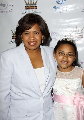 Chandra Wilson Daughter Serena Wilson Editorial Stock Photo - Stock ...