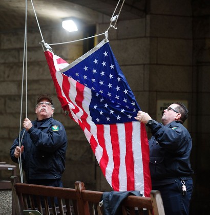 Deputies Raise American Flag Outside Allegheny Editorial Stock Photo ...