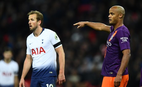 Vincent Kompany Manchester City Points Harry Editorial Stock Photo ...