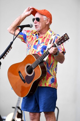 Jimmy Buffet Rally for Gubernatorial Democratic Candidate Andrew Gillum ...