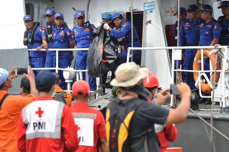 Indonesian Search Rescue Sar Members Carry Editorial Stock Photo ...