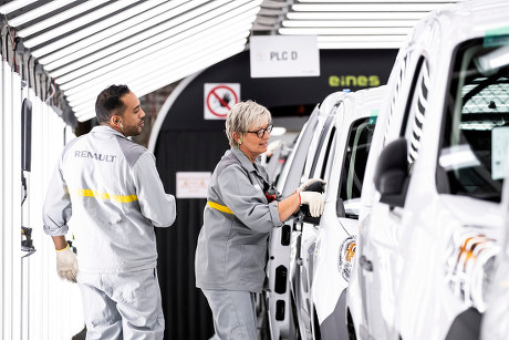Renault Employees Work On Stronglylit Vehicle Editorial Stock Photo ...