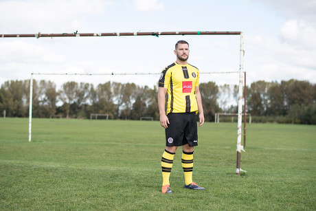 Simon Ainge Non League Footballers Feature Editorial Stock Photo ...