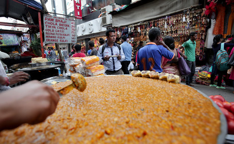 0558 Indian Street Food Vendor Sells Editorial Stock Photo - Stock ...