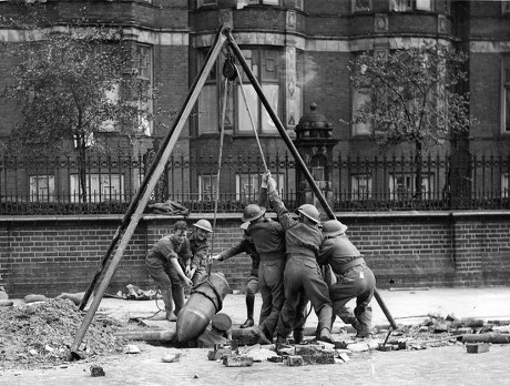 Royal Engineers Bomb Disposal Unit Action Editorial Stock Photo - Stock ...
