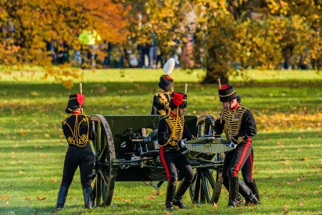 500 British soldiers fire artillery Stock Pictures, Editorial Images ...