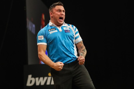18/11/2018., BWIN Grand Slam of Darts, 2018 - 18 Nov 2018 Stock ...