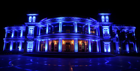 View Historical Minto Hall Illuminated Blue Editorial Stock Photo ...