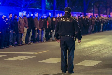 Chicago Police Officers Wait Arrival Body Editorial Stock Photo - Stock ...