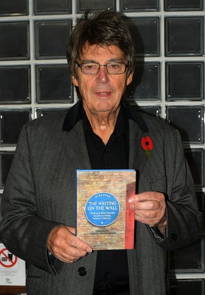 500 Mike read Stock Pictures, Editorial Images and Stock Photos ...