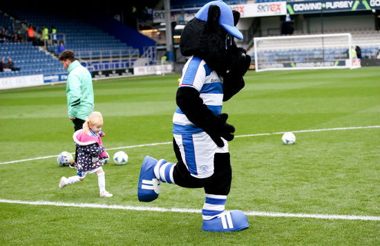 Mascot Mascots Activity Flag Bearers Editorial Stock Photo - Stock ...