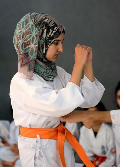 Iraqi Young Girl Wearing Islamic Hijab Editorial Stock Photo - Stock ...