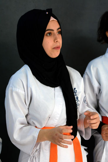 Iraqi Young Girl Wearing Islamic Hijab Editorial Stock Photo - Stock ...