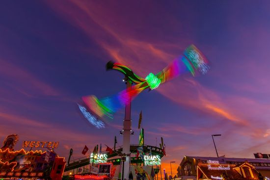 Chaos Pendulum Ride Sunset Oktoberfest Theresienwiese Editorial Stock ...