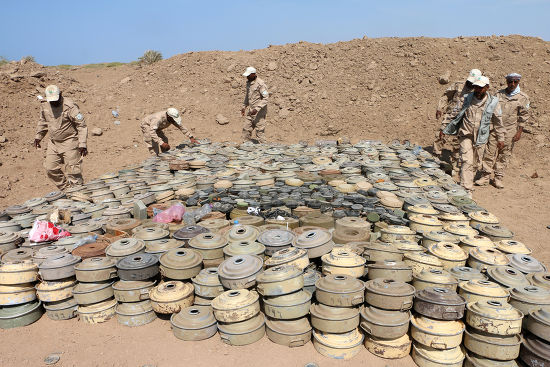 Explosives Experts Collect Mines Explosives Allegedly Editorial Stock ...