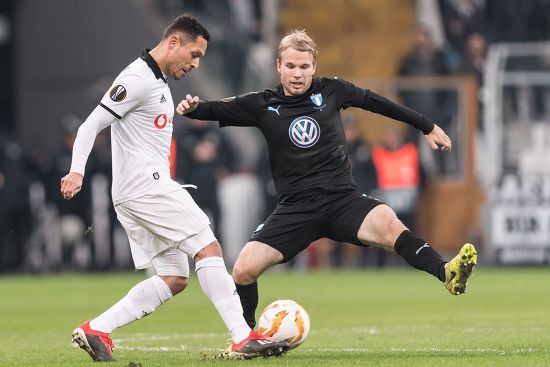 Lr Gary Alexis Medel Soto Besiktas Editorial Stock Photo - Stock Image ...