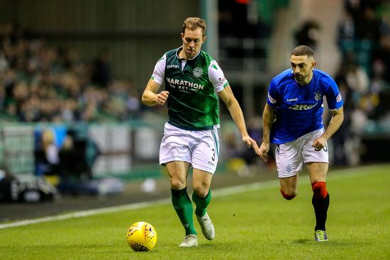 Steven Whittaker 3 Hibernian Drives Ball Editorial Stock Photo - Stock ...