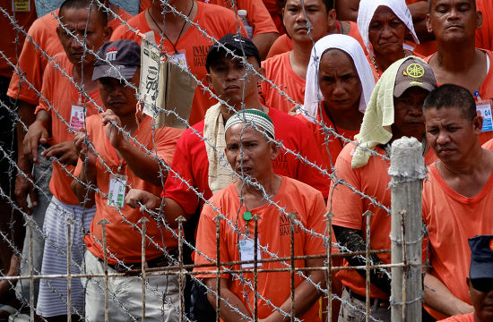 Inmates Listen During Peace Accord Event Editorial Stock Photo - Stock ...