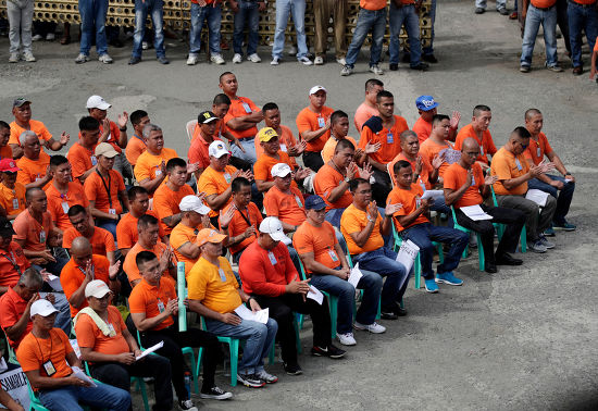 Inmates Listen During Peace Accord Event Editorial Stock Photo - Stock ...