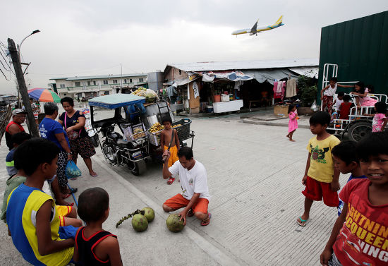 Filipino Residents Go About Daily Life Editorial Stock Photo - Stock ...