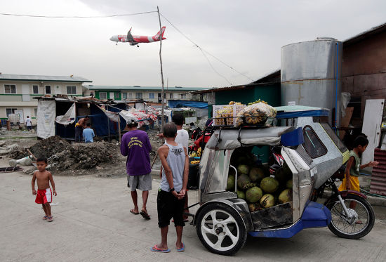 Filipino Residents Go About Daily Life Editorial Stock Photo - Stock ...