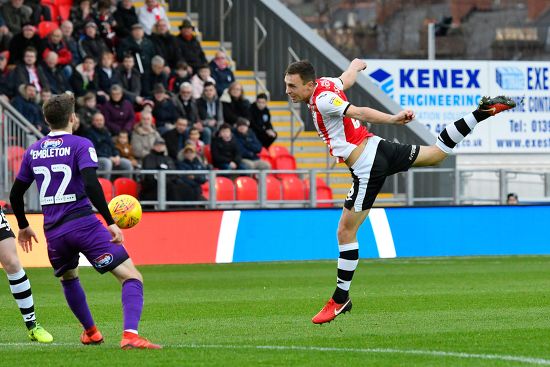 Jordan Tillson 6 Exeter City Heads Editorial Stock Photo - Stock Image ...