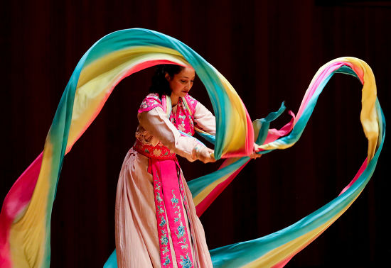 Carrie Feyerabend Dances Shuixiu Literally Water Editorial Stock Photo ...