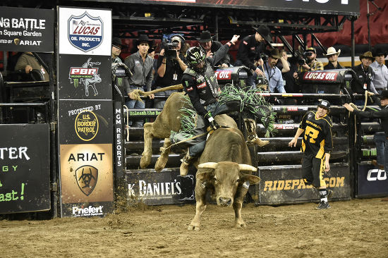 Professional Bull Rider Tanner Byrne Competes Editorial Stock Photo ...
