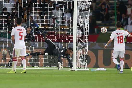 Uae Goalkeeper Khalid Eisa Bilal Action Editorial Stock Photo - Stock ...