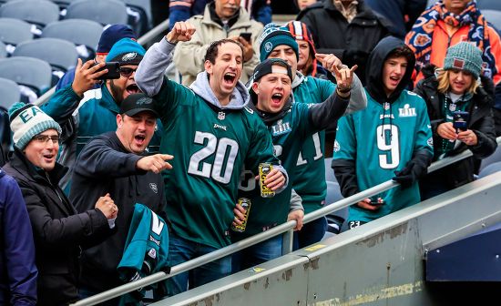 Philadelphia Eagles Fans Cheer Their Team Editorial Stock Photo - Stock ...