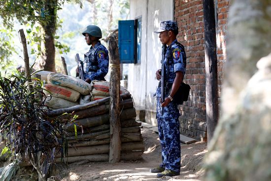 Myanmar Border Guard Police Officers Stand Editorial Stock Photo ...