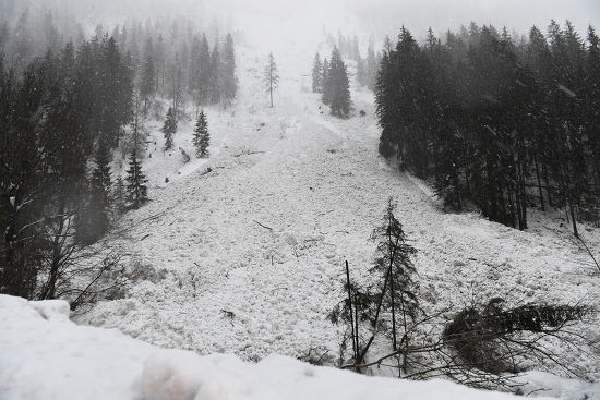 Avalanche Aftermath During Heavy Snowfall On Editorial Stock Photo ...