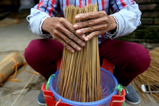 Woman Arranges Bamboo Splints Order Make Editorial Stock Photo - Stock ...