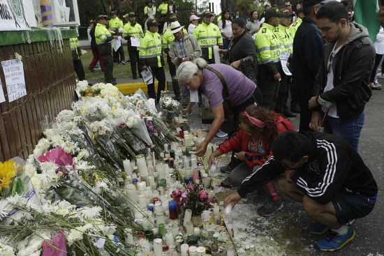 People Light Candles During Tribute Victims Editorial Stock Photo ...