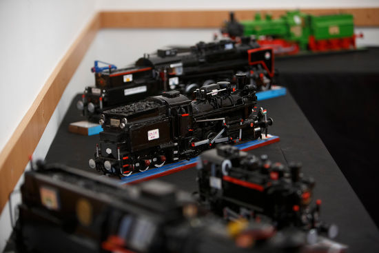 Scale Model Steam Engines On Display Editorial Stock Photo - Stock ...