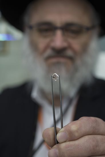 Israeli Ultra Orthodox Jewish Diamond Dealer Editorial Stock Photo ...