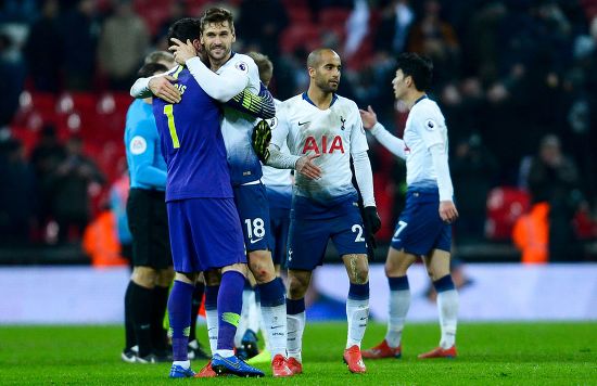 Fernando Llorente Hugo Lloris Goalkeeper Tottenham Editorial Stock ...