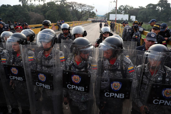 Venezuelan Army Forces Members Stand On Editorial Stock Photo - Stock ...
