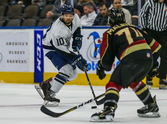 Jacksonville Icemen Defenseman Dajon Mingo 10 Editorial Stock Photo ...