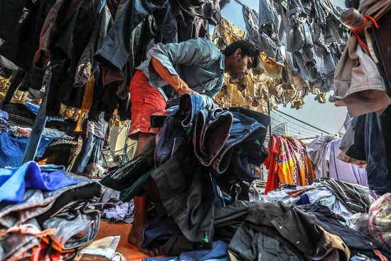 Indian Dhobi Washerman Arranges Dried Washed Editorial Stock Photo ...