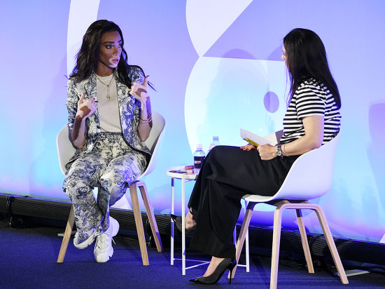 Winnie Harlow Claire Valoti Vp International Editorial Stock Photo ...