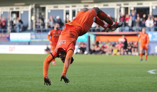 Kazenga Lua Lua Luton Town Celebrates Editorial Stock Photo - Stock ...