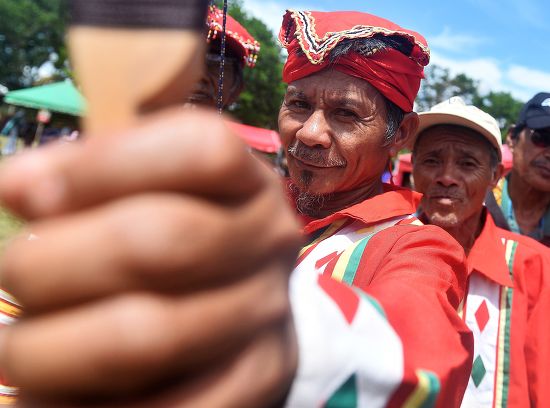 Filipinos Indigenous Manobo Tribe Compete Archery Editorial Stock Photo ...