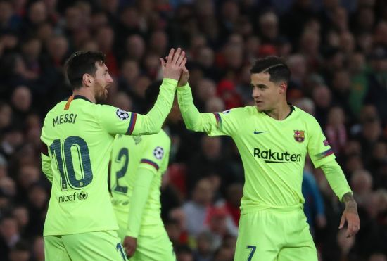 Lionel Messi Barcelona High Fives Philippe Editorial Stock Photo ...