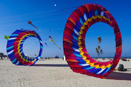 Kitemakers Flying Their Giant Kites Sky Editorial Stock Photo - Stock ...