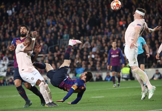 Lionel Messi Barcelona Scissor Kick Goal Editorial Stock Photo - Stock ...