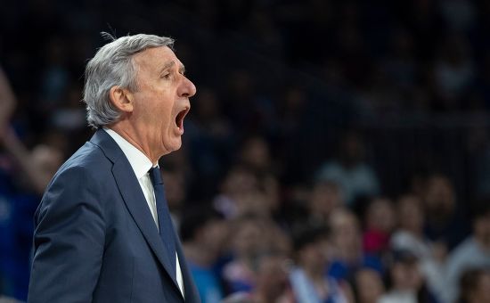 Barcelonas Head Coach Svetislav Pesic Reacts Editorial Stock Photo ...