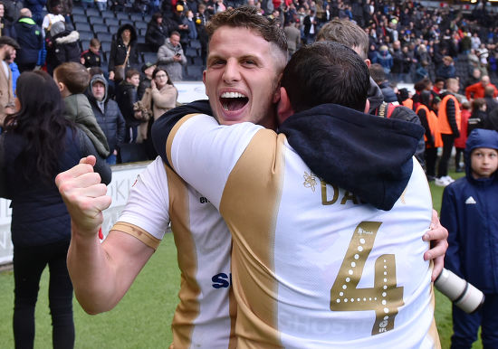 Jordan Houghton Milton Keynes Dons Celebrates Editorial Stock Photo ...